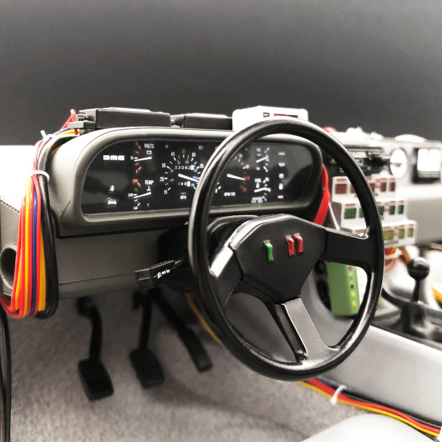 DeLorean dashboard upgrade | Fanhome mods | Eaglemoss mods