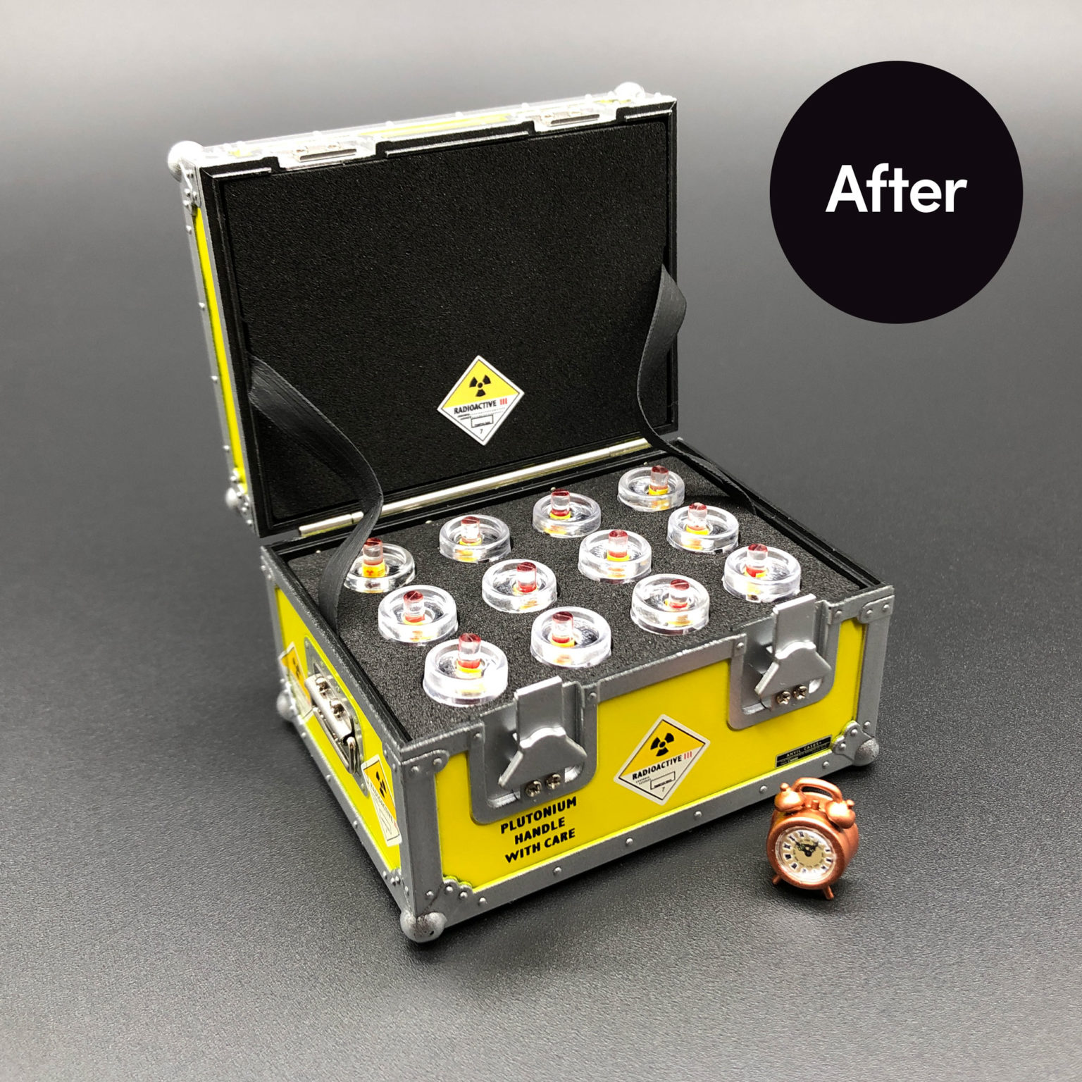 DeLorean plutonium case and clock face mod | Fanhome/Eaglemoss mods